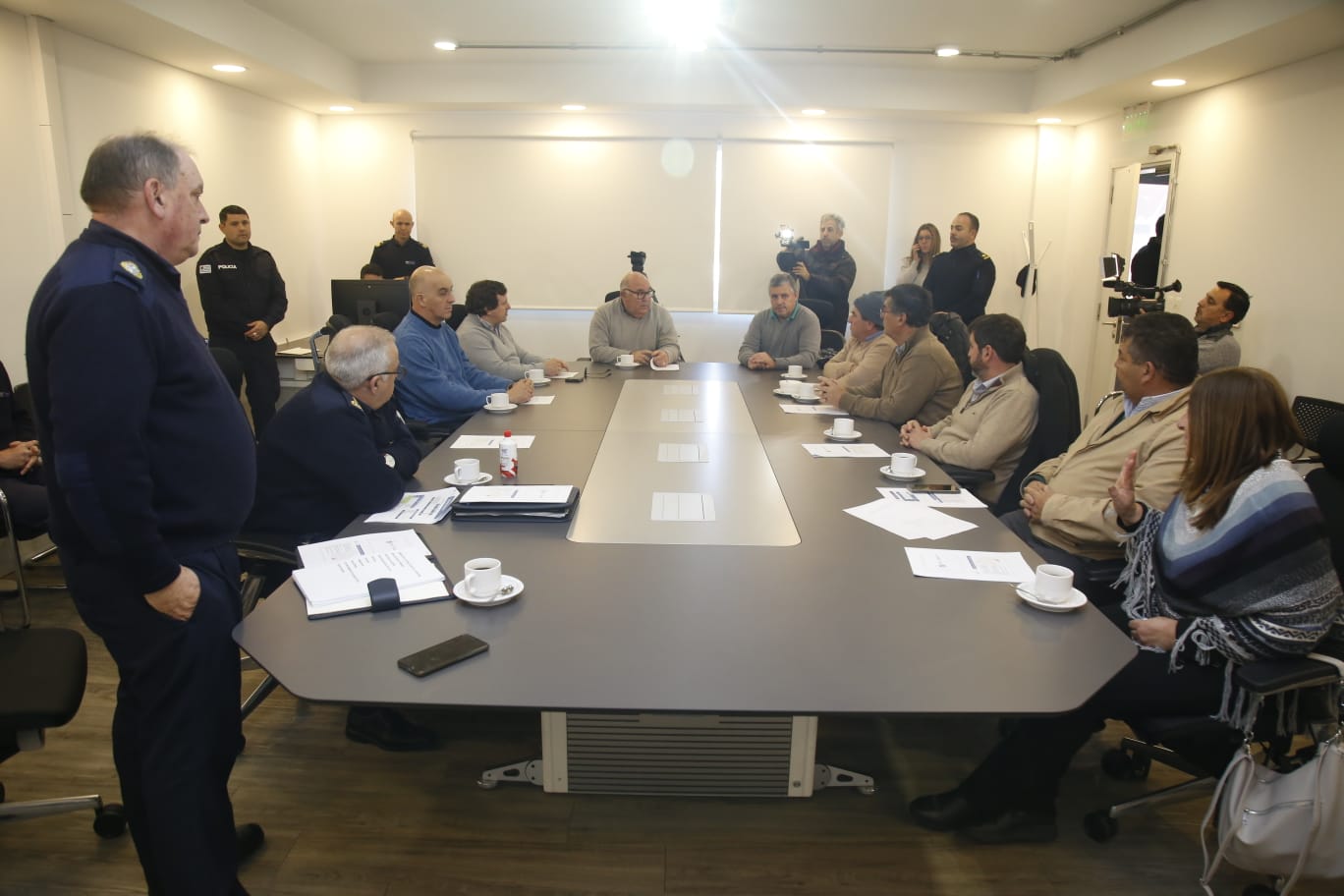 Centro de Videovigilancia: Abella y alcaldes buscan seguir avanzando ...